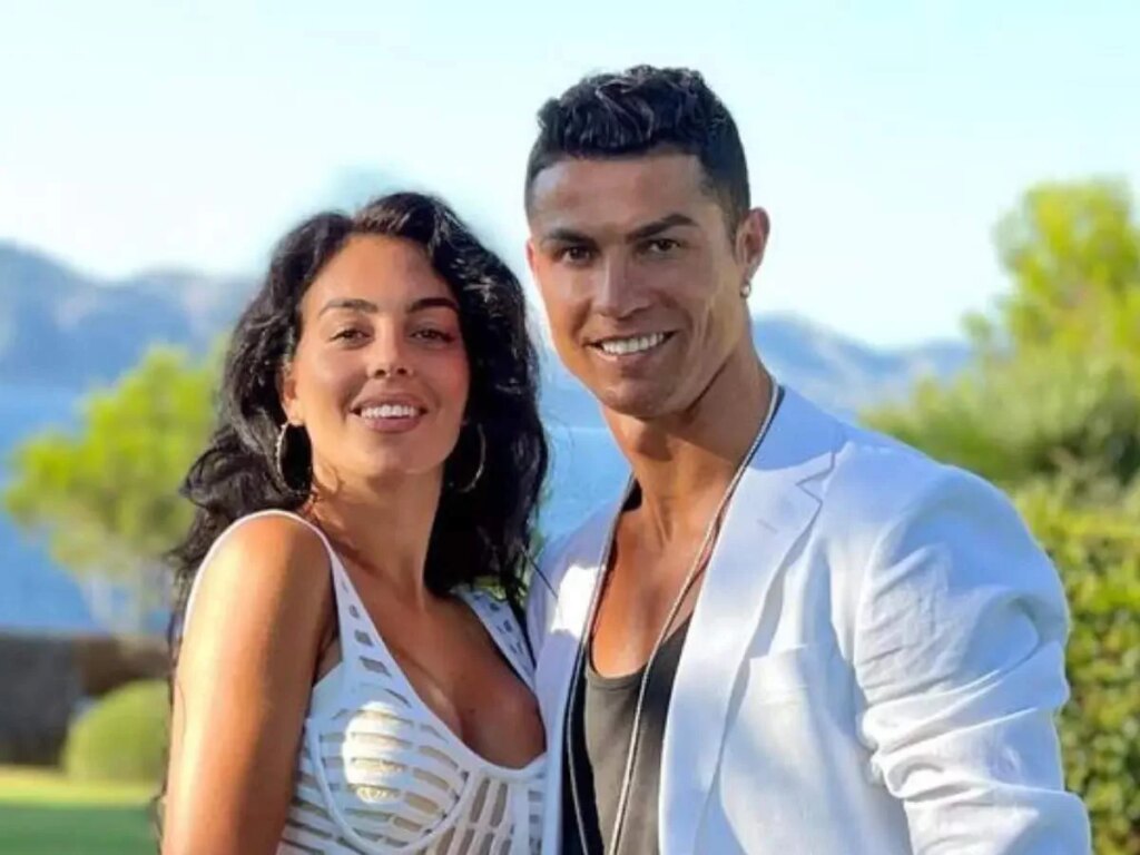 Georgina Rodriguez Reveals How She Felt After Ronaldo Left Man Utd For ...